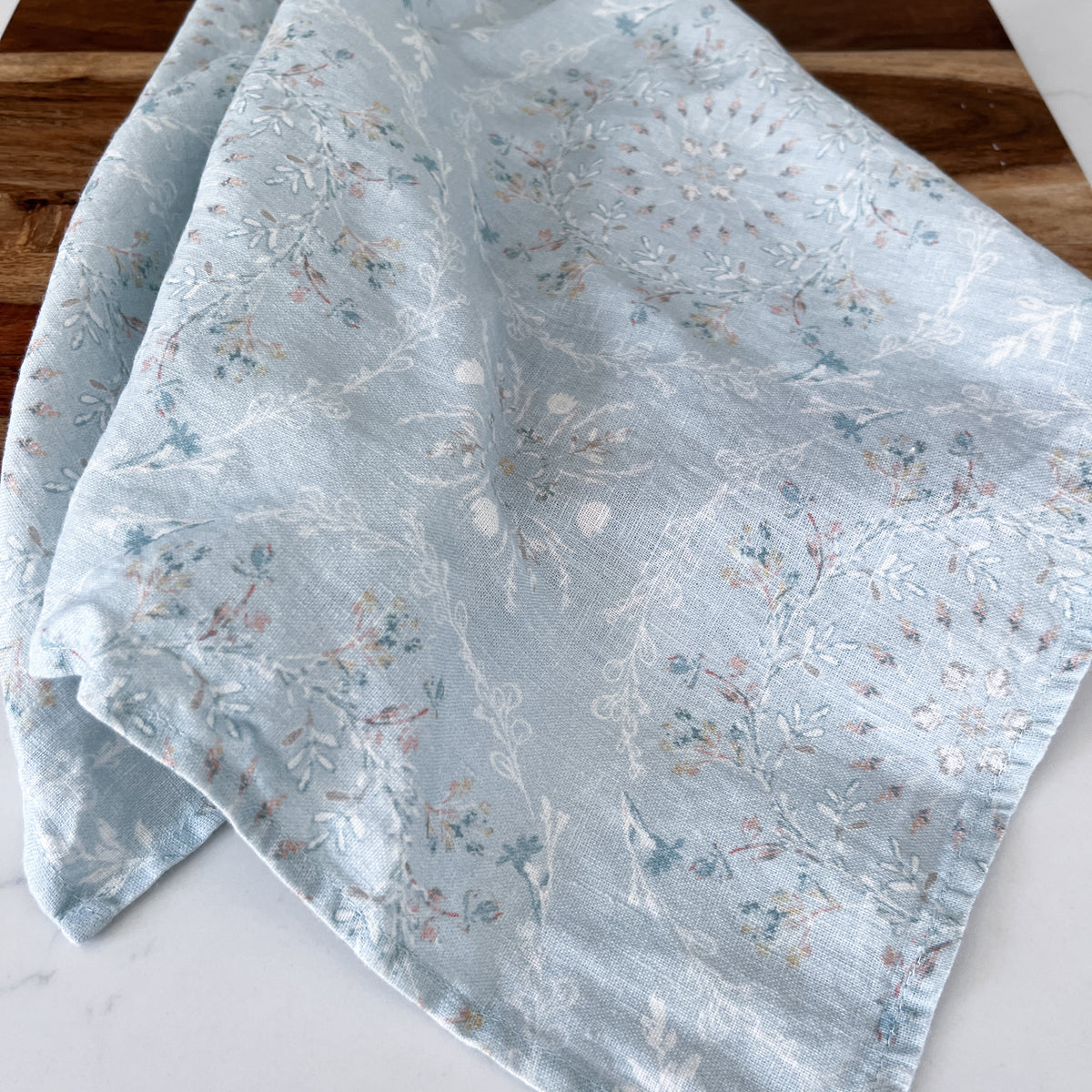 Wreath of Tranquility Linen Tea Towel – Trisha Patel